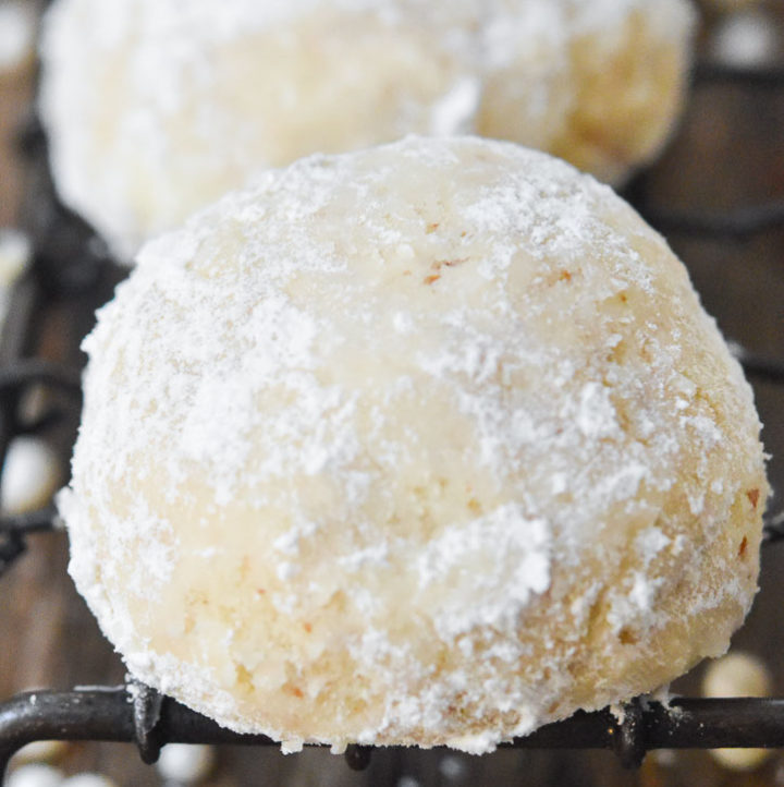 Yugoslavian Christmas Cookies (Holiday Treat!) - Gonna Want Seconds